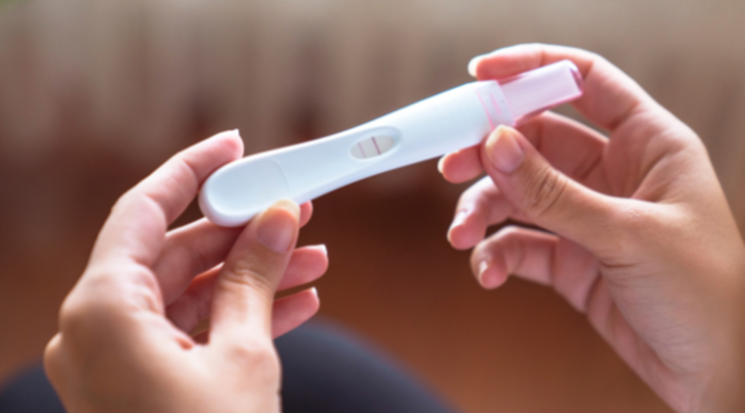 First Trimester: Symptoms, Fetal Development & Tips for Expectant Mums